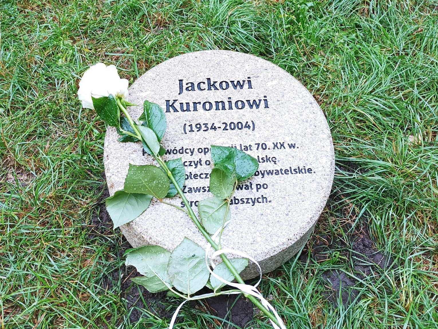 Jacek Kuroń wśród Sprawiedliwych