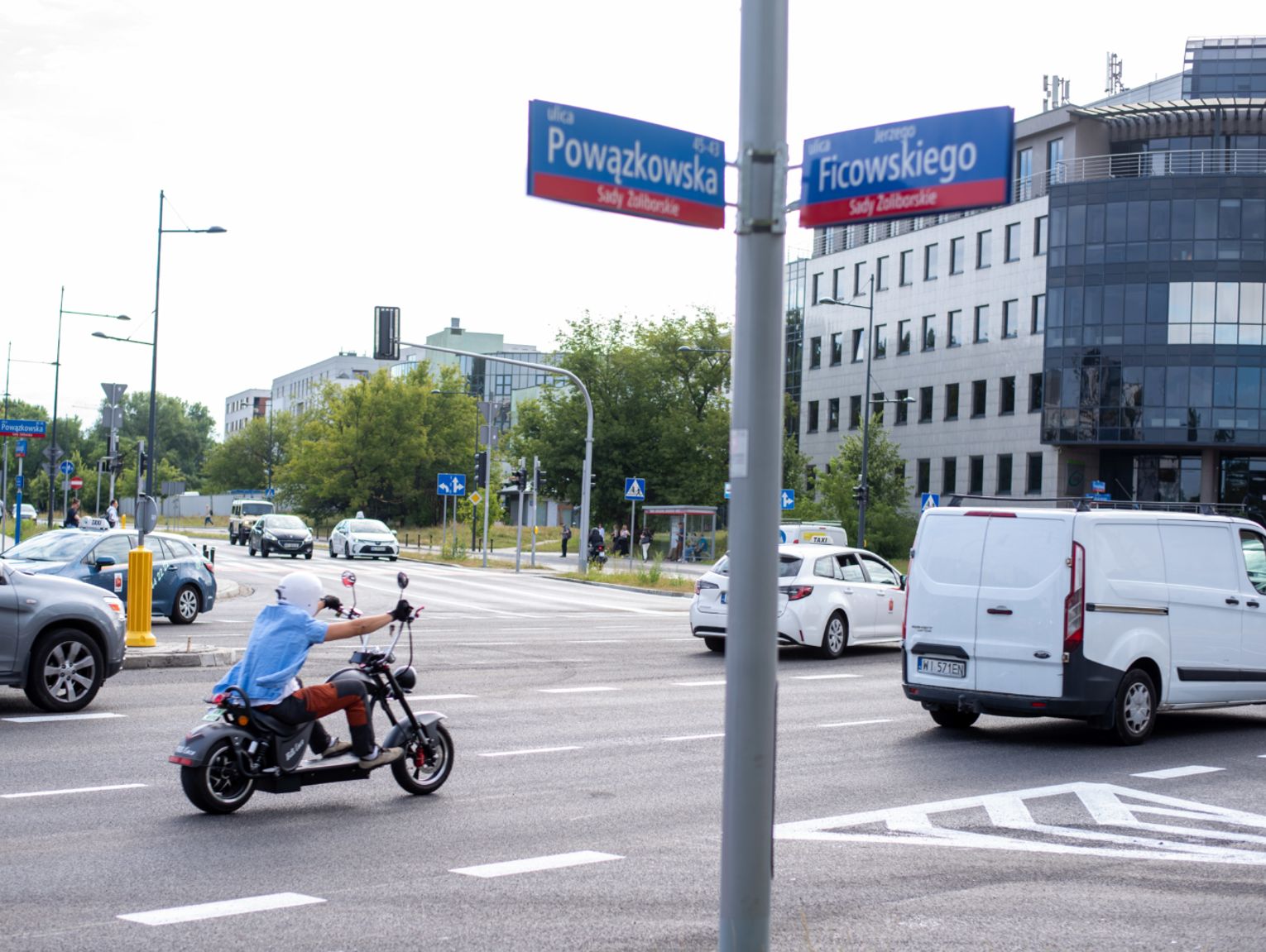 Najpierw skrzyżowanie, teraz chodnik. ZDM pracuje na Powązkowskiej